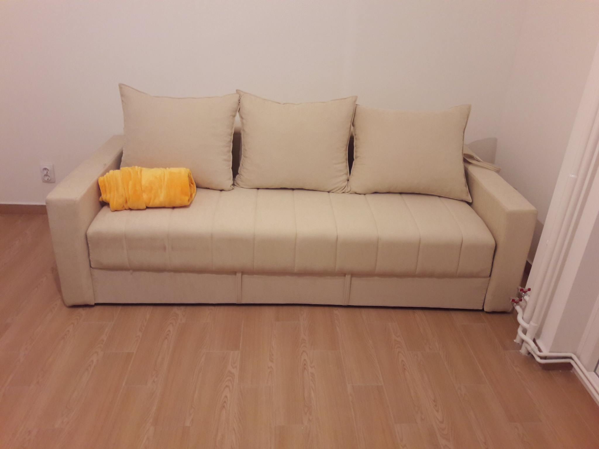 Popravka i proizvodnja nameštaja Kuršumlija Tapetar Beli